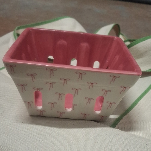 Art | Ceramic Expressions Counter Top Display | Poshmark